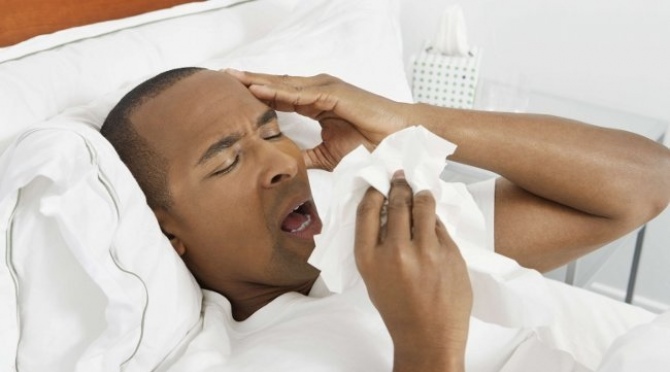 Pourquoi un homme malade se plaint-il autant? - LeBabi.net